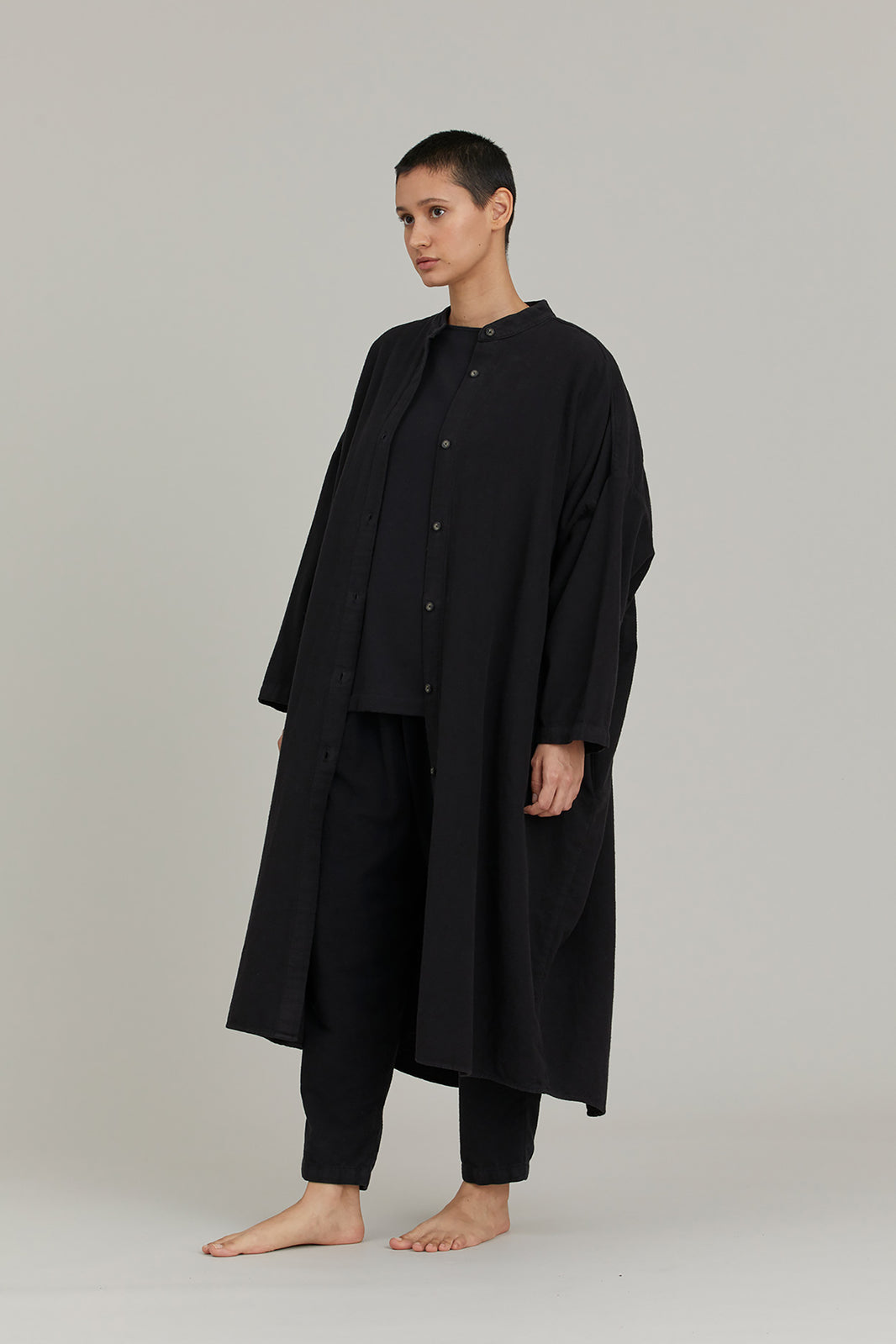 DRESSES – BLACK CRANE